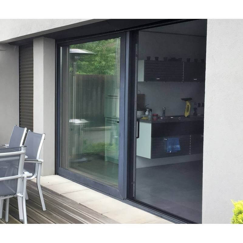 Moustiquaire sur mesure enroulable latérale fenêtre| LMC Ouvertures