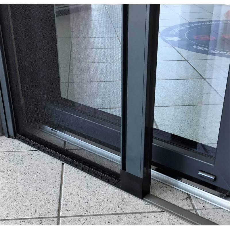 Moustiquaire sur mesure enroulable latérale fenêtre| LMC Ouvertures